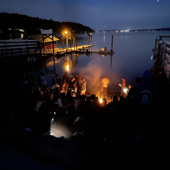 Sunday Evening Campfire - Brentwood College School